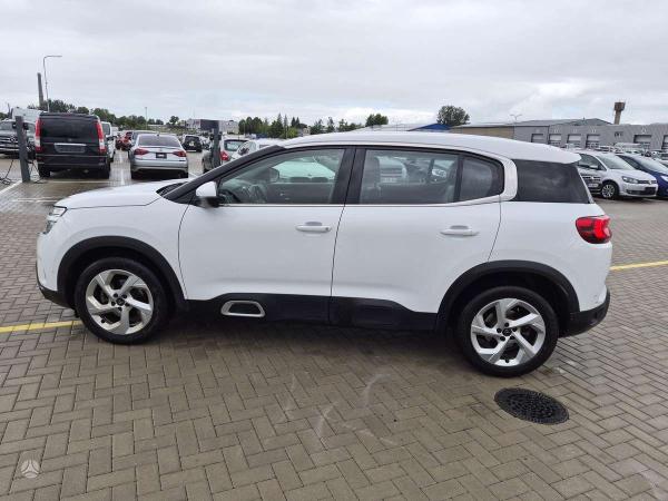 White Citroen C5 Aircross 2022 in Taurage, with an engine capacity of 1.50 L and mileage of 267 thousand km for 9500 €, photo 5 on AUTOMOTO.COM.LV