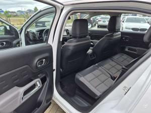 Белый Ситроен C5 Aircross 2022 в Таураге, объемом двигателя 1.50 л и пробегом 267 тыс. км за 9500 €, фото 17 на AUTOMOTO.COM.LV