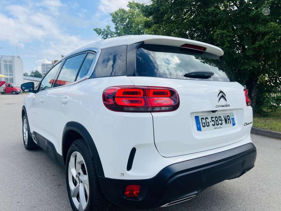 Белый Ситроен C5 Aircross 2022 в Каунас, объемом двигателя 1.50 л и пробегом 232 тыс. км за 11700 €, фото 12 на AUTOMOTO.COM.LV