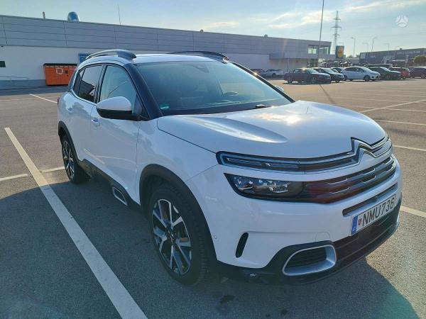 Balts Citroen C5 Aircross 2022 Kauņa, ar dzinēja tilpumu 1.50 L un nobraukumu 153 tūkst. km par 16500 €, foto 2 vietnē AUTOMOTO.COM.LV