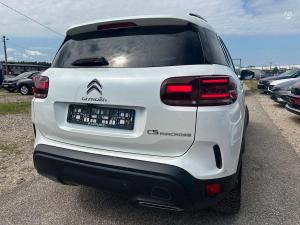 White Citroen C5 Aircross 2022 in Vilnius, with an engine capacity of 1.20 L and mileage of 62 thousand km for 17390 €, photo 7 on AUTOMOTO.COM.LV