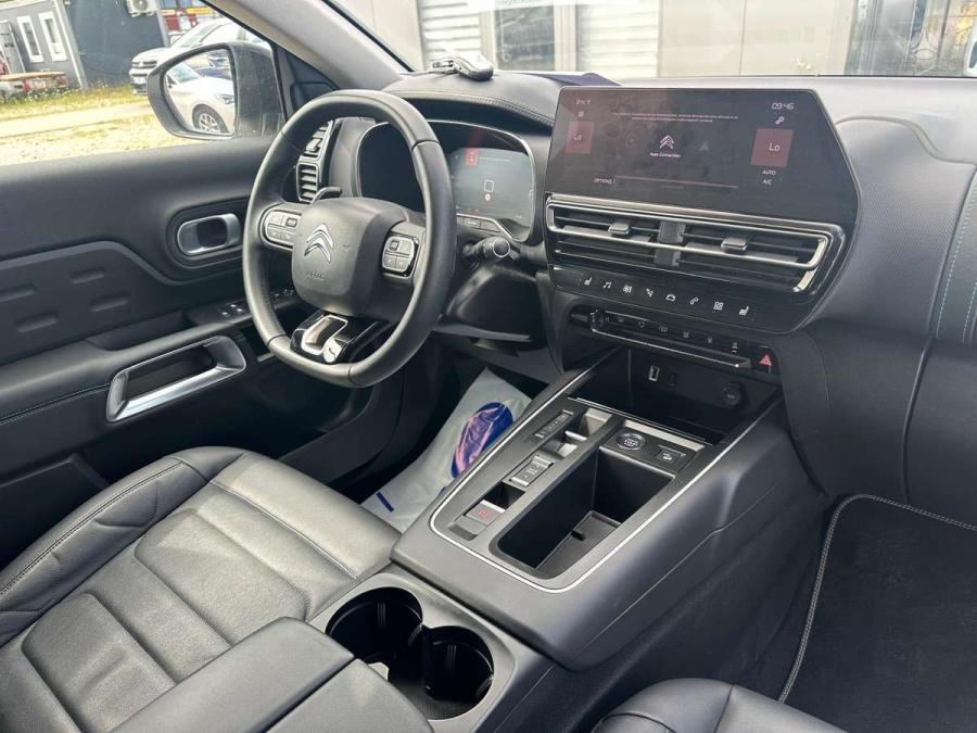 White Citroen C5 Aircross 2022 in Vilnius, with an engine capacity of 1.20 L and mileage of 62 thousand km for 17390 €, photo 21 on AUTOMOTO.COM.LV