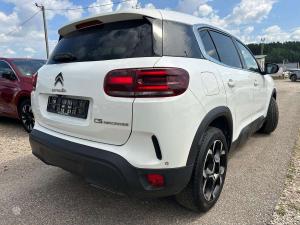 White Citroen C5 Aircross 2022 in Vilnius, with an engine capacity of 1.50 L and mileage of 217 thousand km for 14990 €, photo 10 on AUTOMOTO.COM.LV