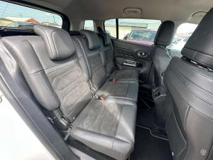 White Citroen C5 Aircross 2022 in Vilnius, with an engine capacity of 1.50 L and mileage of 217 thousand km for 14990 €, photo 17 on AUTOMOTO.COM.LV