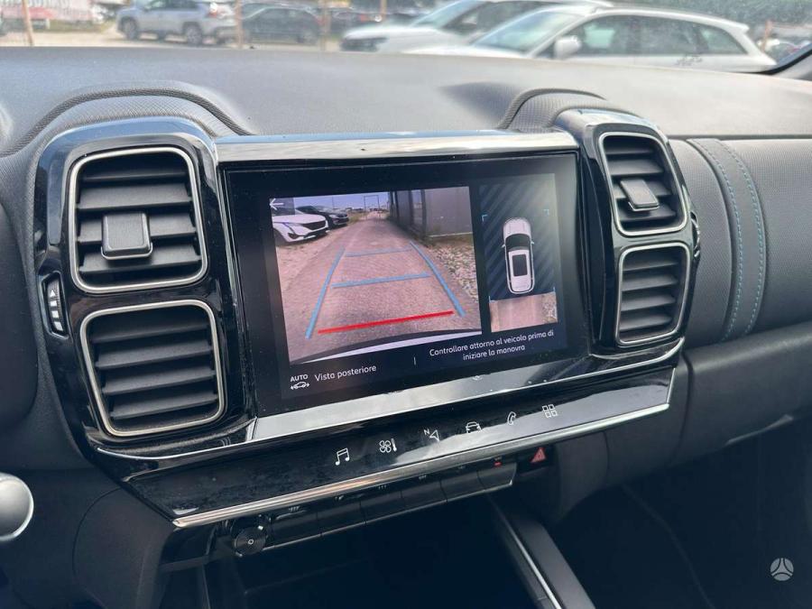 White Citroen C5 Aircross 2022 in Vilnius, with an engine capacity of 1.50 L and mileage of 217 thousand km for 14990 €, photo 21 on AUTOMOTO.COM.LV