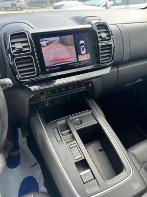 White Citroen C5 Aircross 2022 in Vilnius, with an engine capacity of 1.50 L and mileage of 217 thousand km for 14990 €, photo 24 on AUTOMOTO.COM.LV