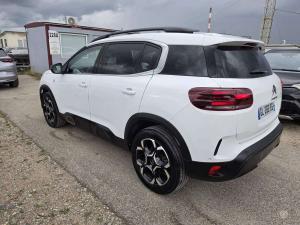 White Citroen C5 Aircross 2022 in Vilnius, with an engine capacity of 1.50 L and mileage of 148 thousand km for 15488 €, photo 5 on AUTOMOTO.COM.LV