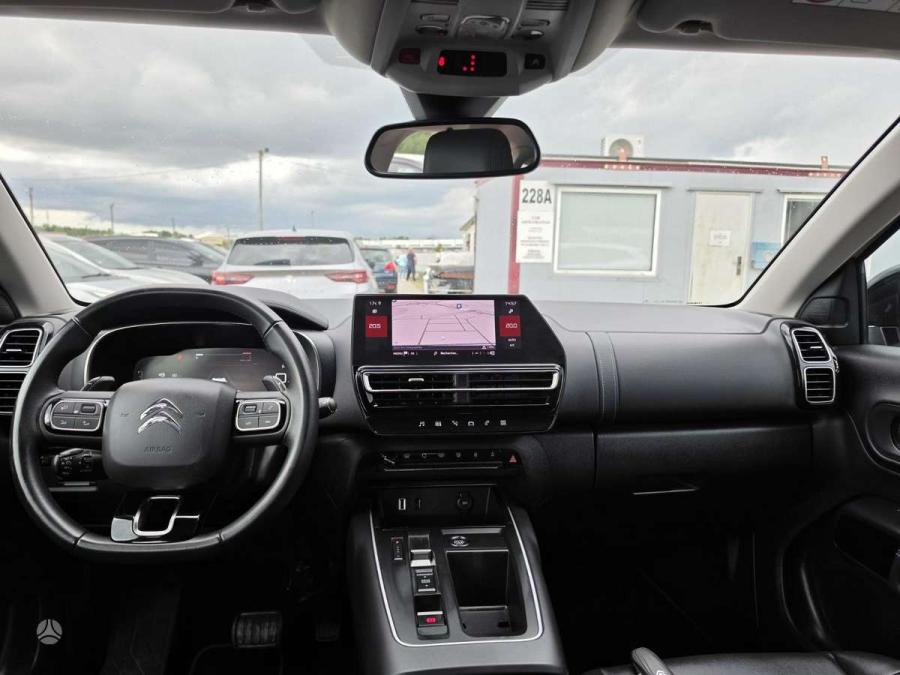 White Citroen C5 Aircross 2022 in Vilnius, with an engine capacity of 1.50 L and mileage of 148 thousand km for 15488 €, photo 18 on AUTOMOTO.COM.LV
