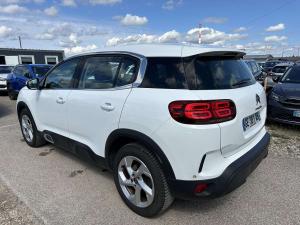 White Citroen C5 Aircross 2022 in Vilnius, with an engine capacity of 1.20 L and mileage of 146 thousand km for 11736 €, photo 5 on AUTOMOTO.COM.LV