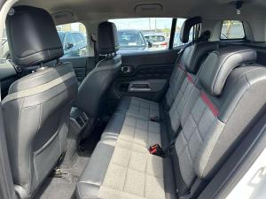 White Citroen C5 Aircross 2022 in Vilnius, with an engine capacity of 1.20 L and mileage of 146 thousand km for 11736 €, photo 13 on AUTOMOTO.COM.LV