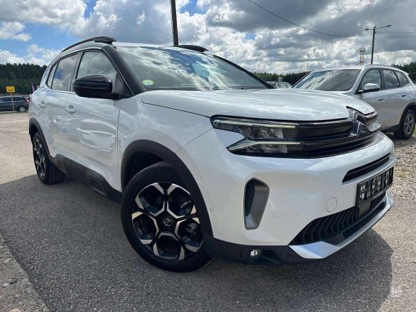 Белый Ситроен C5 Aircross 2022 в Вильнюс, объемом двигателя 1.50 л и пробегом 147 тыс. км за 16390 €, фото 2 на AUTOMOTO.COM.LV