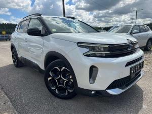 White Citroen C5 Aircross 2022 in Vilnius, with an engine capacity of 1.50 L and mileage of 147 thousand km for 16390 €, photo 3 on AUTOMOTO.COM.LV