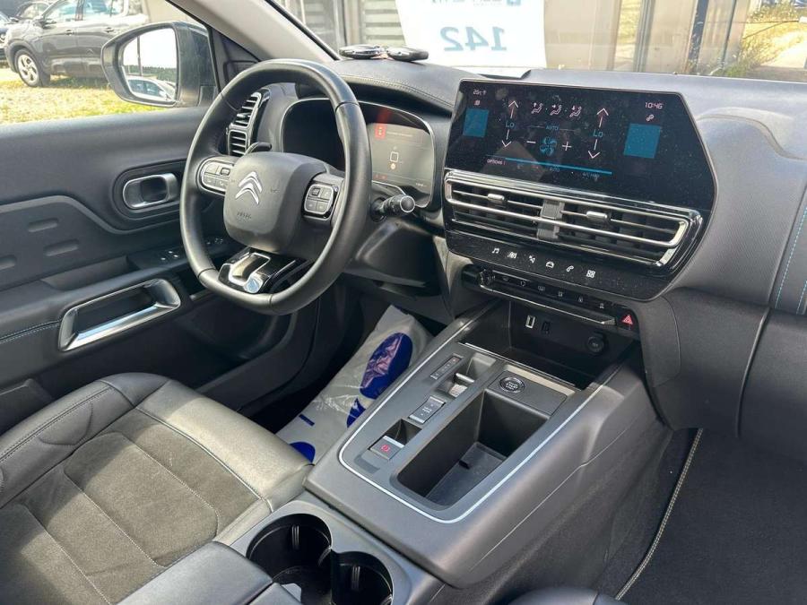 White Citroen C5 Aircross 2022 in Vilnius, with an engine capacity of 1.50 L and mileage of 147 thousand km for 16390 €, photo 12 on AUTOMOTO.COM.LV