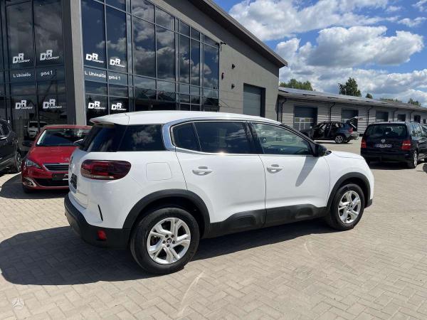 Белый Ситроен C5 Aircross 2022 в Таураге, объемом двигателя 1.50 л и пробегом 219 тыс. км за 11900 €, фото 3 на AUTOMOTO.COM.LV