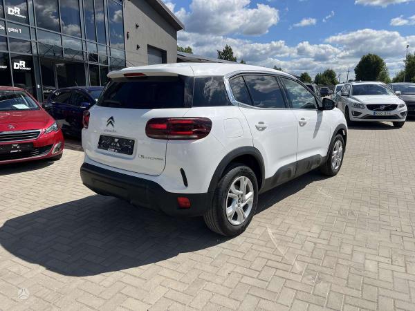 Белый Ситроен C5 Aircross 2022 в Таураге, объемом двигателя 1.50 л и пробегом 219 тыс. км за 11900 €, фото 5 на AUTOMOTO.COM.LV