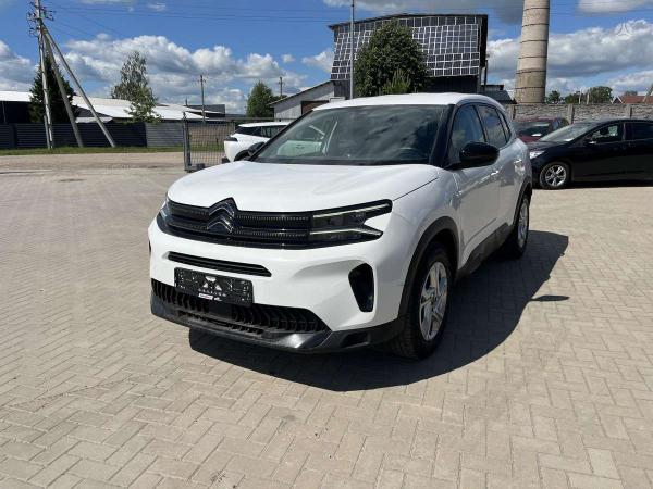 Белый Ситроен C5 Aircross 2022 в Таураге, объемом двигателя 1.50 л и пробегом 241 тыс. км за 11900 €, фото 3 на AUTOMOTO.COM.LV