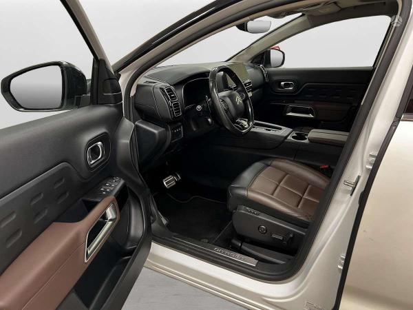 Balts Citroen C5 Aircross 2022 Marijampole, ar dzinēja tilpumu 1.60 L un nobraukumu 150 tūkst. km par 17666 €, foto 7 vietnē AUTOMOTO.COM.LV