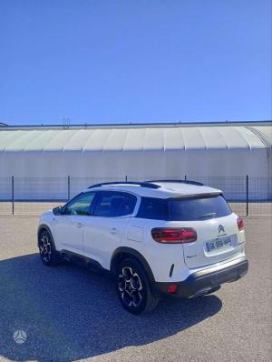 White Citroen C5 Aircross 2022 in Kaunas, with an engine capacity of 1.60 L and mileage of 161 thousand km for 15200 €, photo 10 on AUTOMOTO.COM.LV