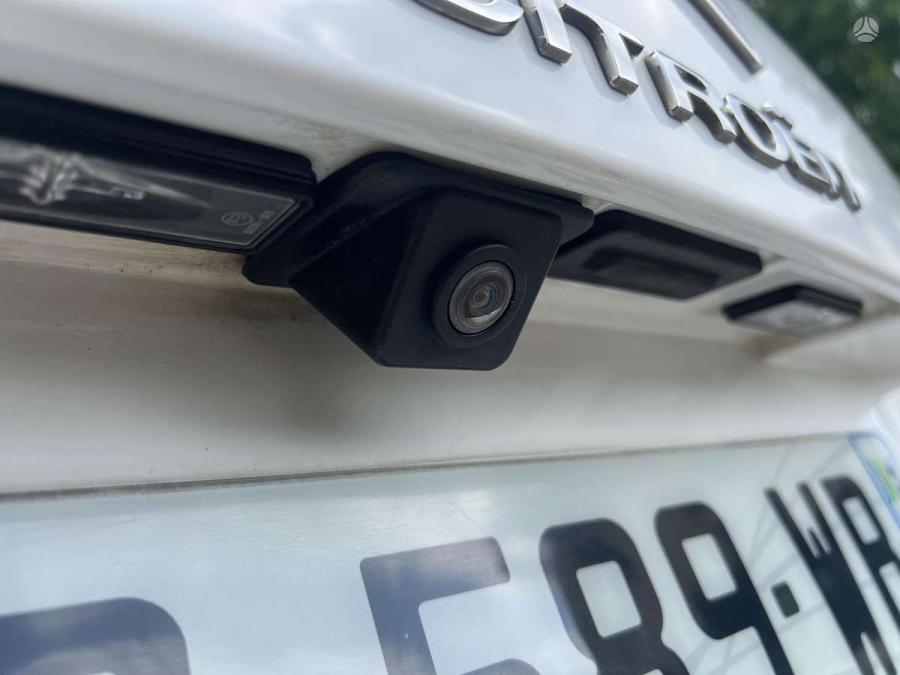 White Citroen C5 Aircross 2022 in Kaunas, with an engine capacity of 1.50 L and mileage of 225 thousand km for 10999 €, photo 18 on AUTOMOTO.COM.LV