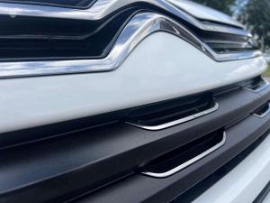 White Citroen C5 Aircross 2022 in Kaunas, with an engine capacity of 1.50 L and mileage of 225 thousand km for 10999 €, photo 19 on AUTOMOTO.COM.LV