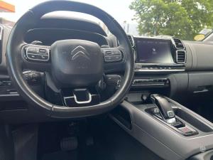 White Citroen C5 Aircross 2022 in Kaunas, with an engine capacity of 1.50 L and mileage of 225 thousand km for 10999 €, photo 24 on AUTOMOTO.COM.LV