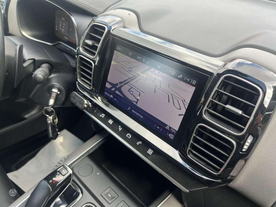 White Citroen C5 Aircross 2022 in Kaunas, with an engine capacity of 1.50 L and mileage of 225 thousand km for 10999 €, photo 34 on AUTOMOTO.COM.LV