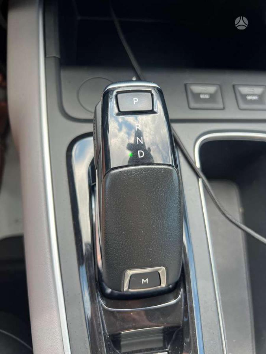 White Citroen C5 Aircross 2022 in Kaunas, with an engine capacity of 1.50 L and mileage of 225 thousand km for 10999 €, photo 37 on AUTOMOTO.COM.LV