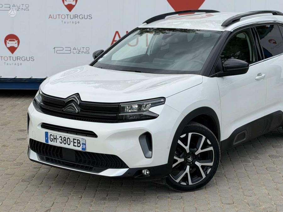 White Citroen C5 Aircross 2022 in Taurage, with an engine capacity of 1.50 L and mileage of 185 thousand km for 13400 €, photo 3 on AUTOMOTO.COM.LV