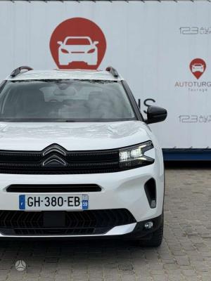 White Citroen C5 Aircross 2022 in Taurage, with an engine capacity of 1.50 L and mileage of 185 thousand km for 13400 €, photo 7 on AUTOMOTO.COM.LV
