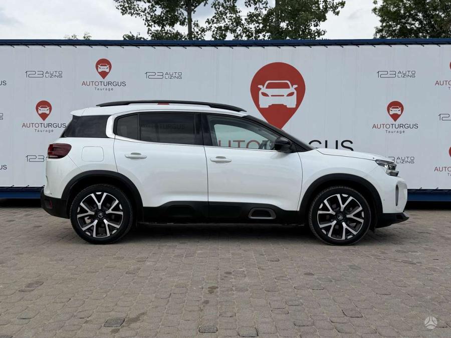 White Citroen C5 Aircross 2022 in Taurage, with an engine capacity of 1.50 L and mileage of 185 thousand km for 13400 €, photo 12 on AUTOMOTO.COM.LV