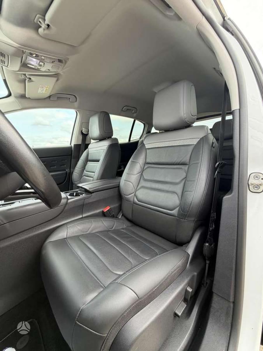 White Citroen C5 Aircross 2022 in Taurage, with an engine capacity of 1.50 L and mileage of 185 thousand km for 13400 €, photo 32 on AUTOMOTO.COM.LV