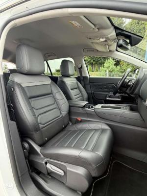 White Citroen C5 Aircross 2022 in Taurage, with an engine capacity of 1.50 L and mileage of 185 thousand km for 13400 €, photo 34 on AUTOMOTO.COM.LV