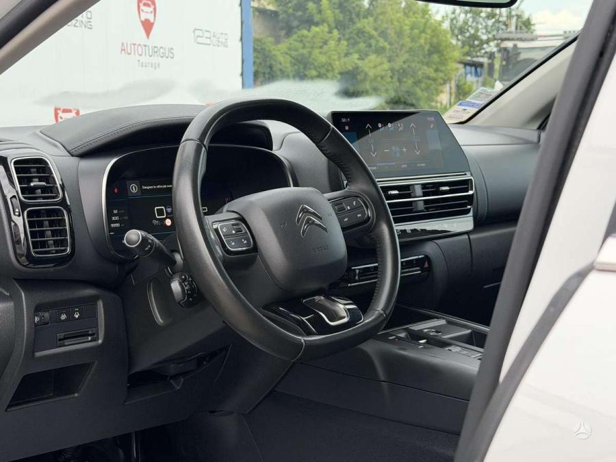 White Citroen C5 Aircross 2022 in Taurage, with an engine capacity of 1.50 L and mileage of 185 thousand km for 13400 €, photo 45 on AUTOMOTO.COM.LV
