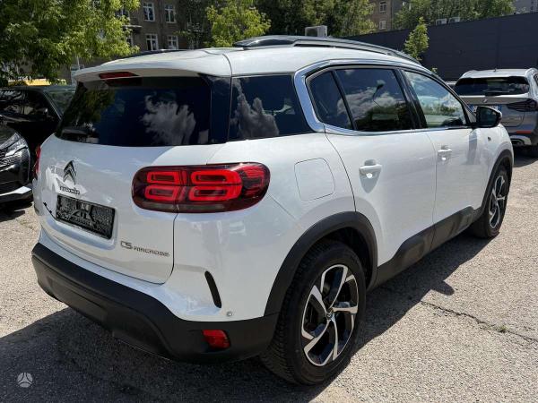 Белый Ситроен C5 Aircross 2022 в Вильнюс, объемом двигателя 1.60 л и пробегом 147 тыс. км за 12990 €, фото 3 на AUTOMOTO.COM.LV