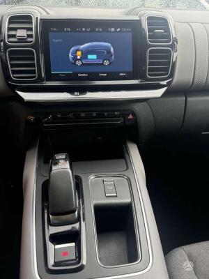 White Citroen C5 Aircross 2022 in Vilnius, with an engine capacity of 1.60 L and mileage of 147 thousand km for 12990 €, photo 12 on AUTOMOTO.COM.LV