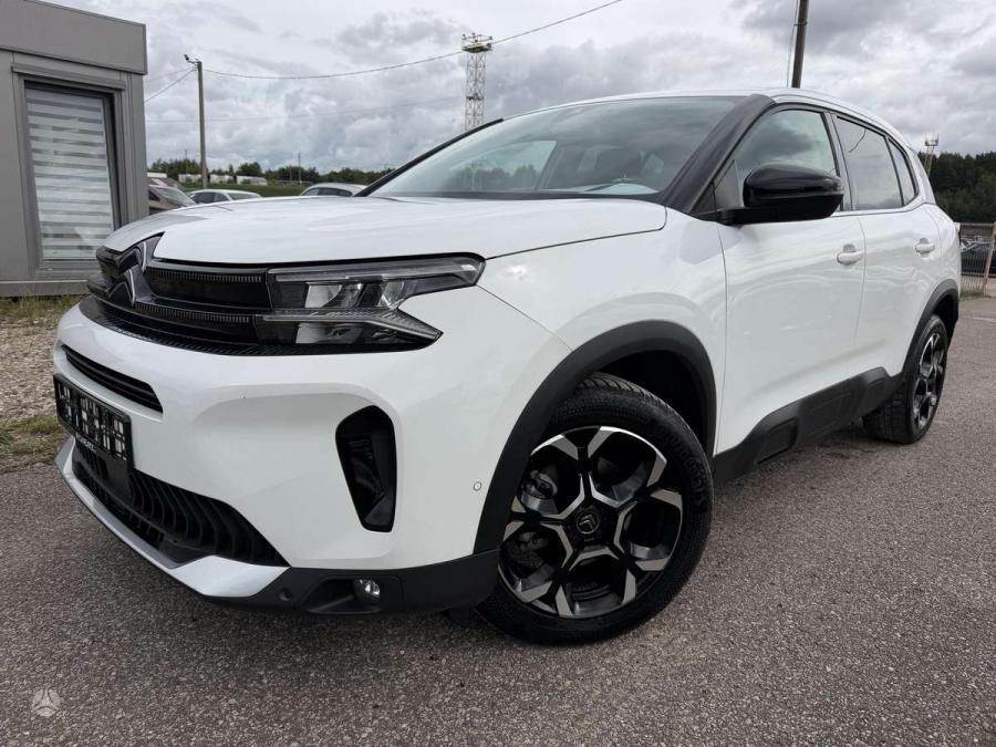 Белый Ситроен C5 Aircross 2022 в Вильнюс, объемом двигателя 1.50 л и пробегом 217 тыс. км за 13990 €, фото 1 на AUTOMOTO.COM.LV
