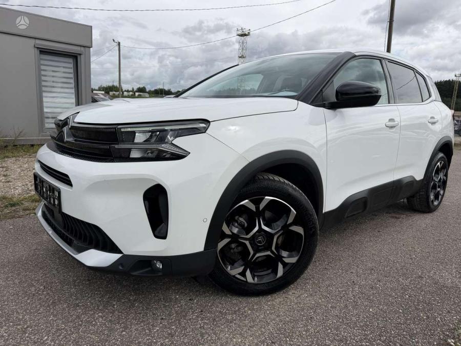 Белый Ситроен C5 Aircross 2022 в Вильнюс, объемом двигателя 1.50 л и пробегом 217 тыс. км за 13990 €, фото 3 на AUTOMOTO.COM.LV
