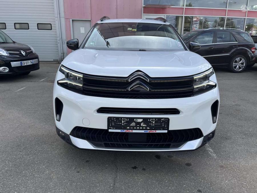 Белый Ситроен C5 Aircross 2022 в Таураге, объемом двигателя 1.60 л и пробегом 201 тыс. км за 12300 €, фото 3 на AUTOMOTO.COM.LV