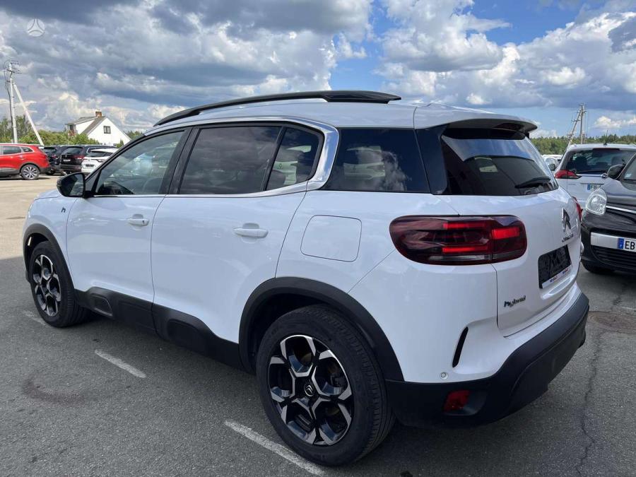 Белый Ситроен C5 Aircross 2022 в Таураге, объемом двигателя 1.60 л и пробегом 201 тыс. км за 12300 €, фото 7 на AUTOMOTO.COM.LV