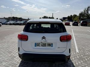 White Citroen C5 Aircross 2022 in Taurage, with an engine capacity of 1.20 L and mileage of 125 thousand km for 11737 €, photo 8 on AUTOMOTO.COM.LV