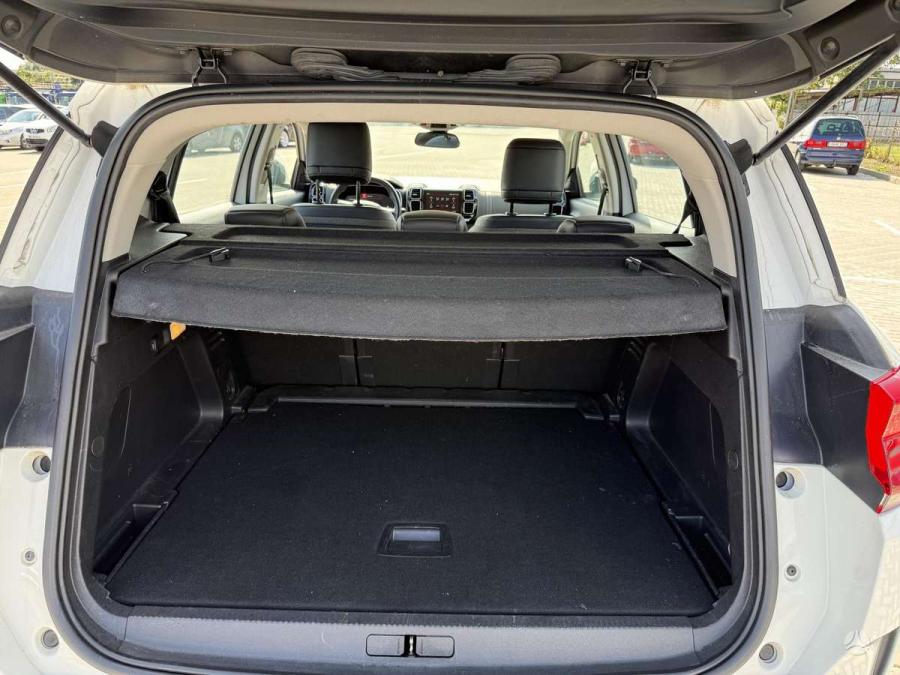 White Citroen C5 Aircross 2022 in Taurage, with an engine capacity of 1.20 L and mileage of 125 thousand km for 11737 €, photo 16 on AUTOMOTO.COM.LV