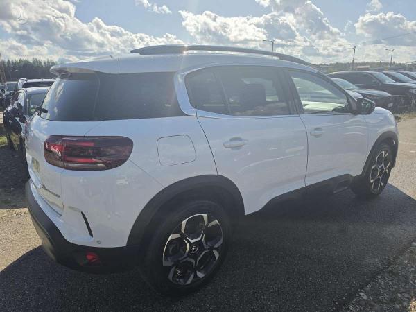 Citroen C5 Aircross 2022 Viļņa vietnē Balts Citroen C5 Aircross 2022 Viļņa, ar dzinēja tilpumu 1.50 L un nobraukumu 144 tūkst. km par 16093 €, foto 6 vietnē AUTOMOTO.COM.LV