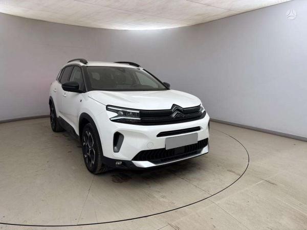Белый Ситроен C5 Aircross 2022 в Вильнюс, объемом двигателя 1.60 л и пробегом 74 тыс. км за 20330 €, фото 5 на AUTOMOTO.COM.LV