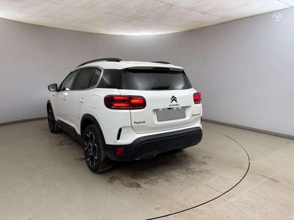 Белый Ситроен C5 Aircross 2022 в Вильнюс, объемом двигателя 1.60 л и пробегом 74 тыс. км за 20330 €, фото 6 на AUTOMOTO.COM.LV