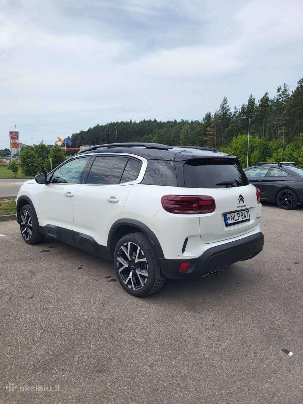 White Citroen C5 Aircross 2022 in Vilnius, with an engine capacity of 1.50 L and mileage of 261 thousand km for 11100 €, photo 4 on AUTOMOTO.COM.LV