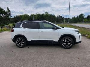 Белый Ситроен C5 Aircross 2022 в Вильнюс, объемом двигателя 1.50 л и пробегом 261 тыс. км за 11100 €, фото 7 на AUTOMOTO.COM.LV