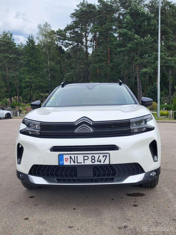 White Citroen C5 Aircross 2022 in Vilnius, with an engine capacity of 1.50 L and mileage of 261 thousand km for 11100 €, photo 8 on AUTOMOTO.COM.LV
