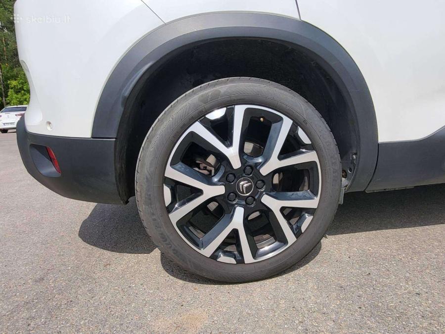 Белый Ситроен C5 Aircross 2022 в Вильнюс, объемом двигателя 1.50 л и пробегом 261 тыс. км за 11100 €, фото 11 на AUTOMOTO.COM.LV