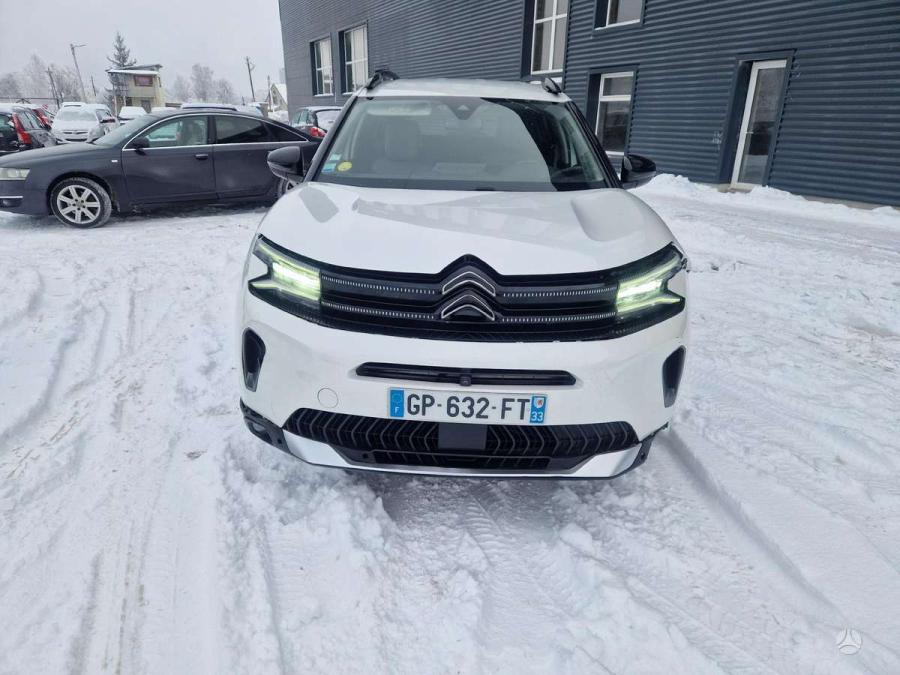 Balts Citroen C5 Aircross 2023 Tauragė, ar dzinēja tilpumu 1.50 L un nobraukumu 7 tūkst. km par 10900 €, foto 2 vietnē AUTOMOTO.COM.LV