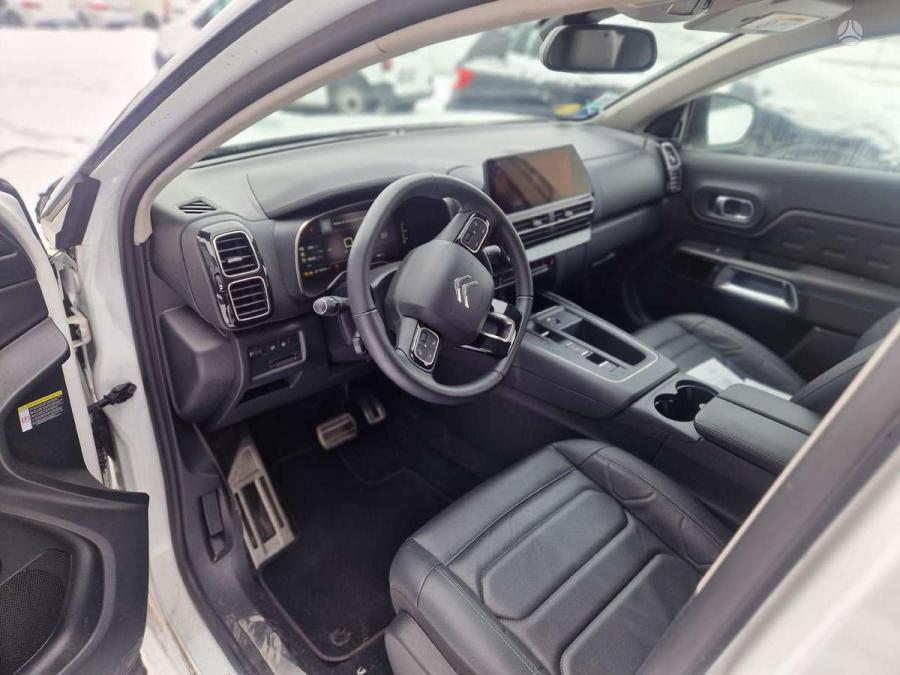 Balts Citroen C5 Aircross 2023 Tauragė, ar dzinēja tilpumu 1.50 L un nobraukumu 7 tūkst. km par 10900 €, foto 16 vietnē AUTOMOTO.COM.LV